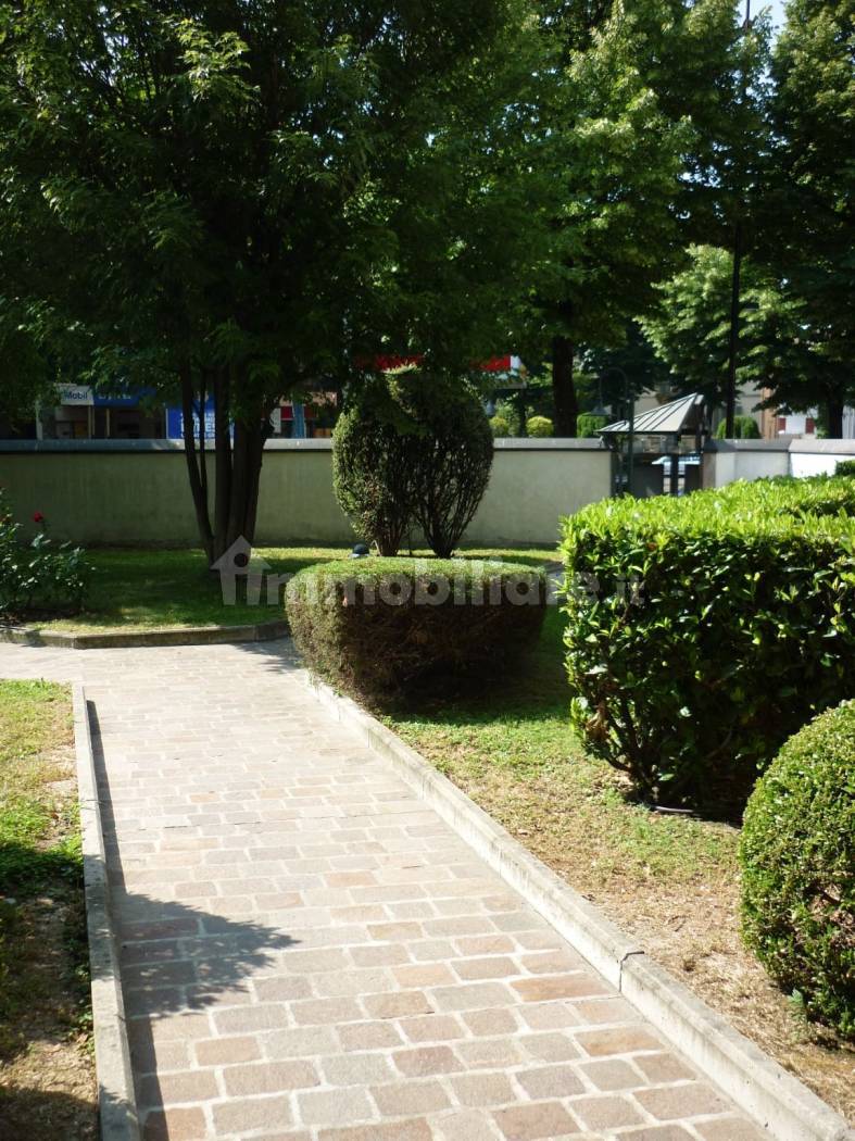 Garage - Box in Vendita