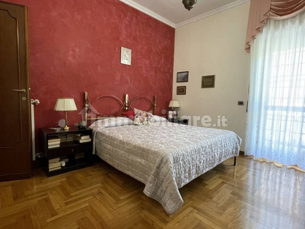 Vendita Appartamento Roma. Quadrilocale in via Enrico Besta 16. Buono ...