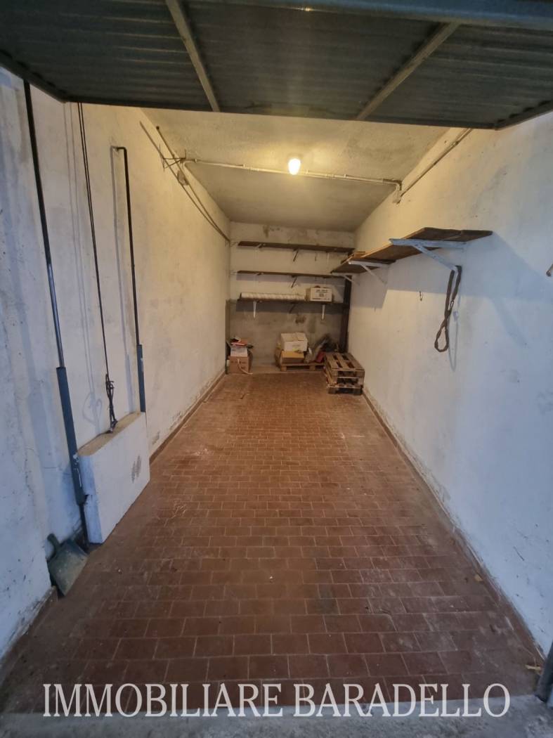 Garage - Box in Vendita