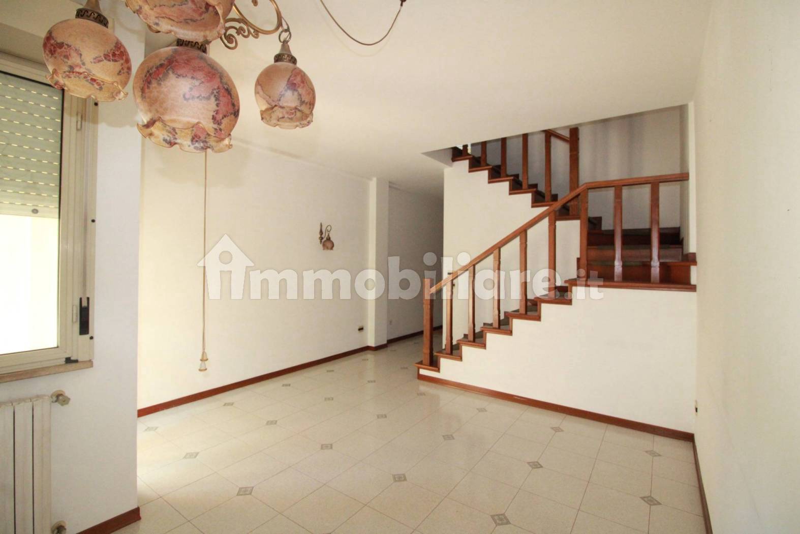 Appartamento buono stato, primo piano, Oltrera, Pontedera