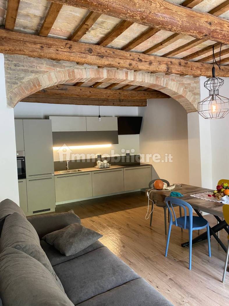 Quadrilocale via Metauro 28, Mercatello sul Metauro