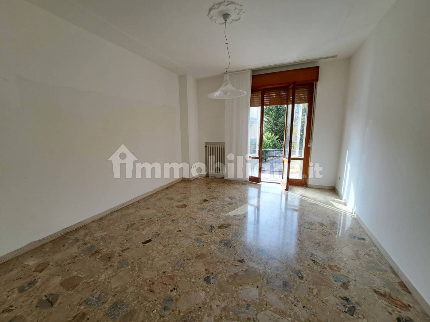 Appartamento buono stato, piano rialzato, Muraglia, Pesaro