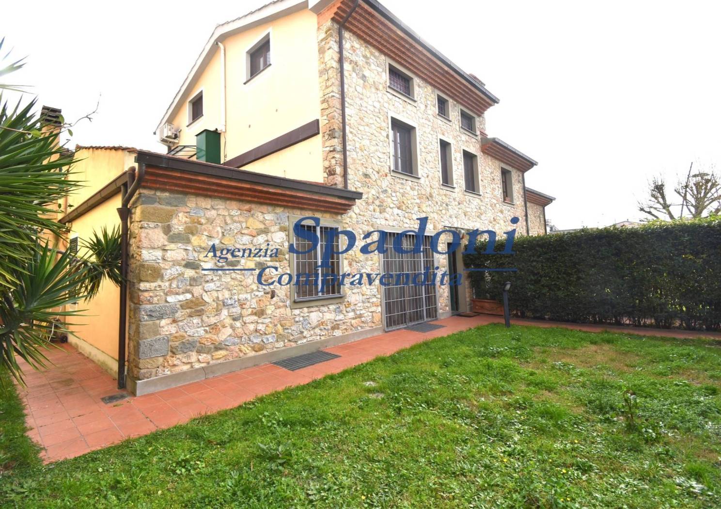 Quadrilocale piazza Enrico Berlinguer, Centro, Monsummano Terme