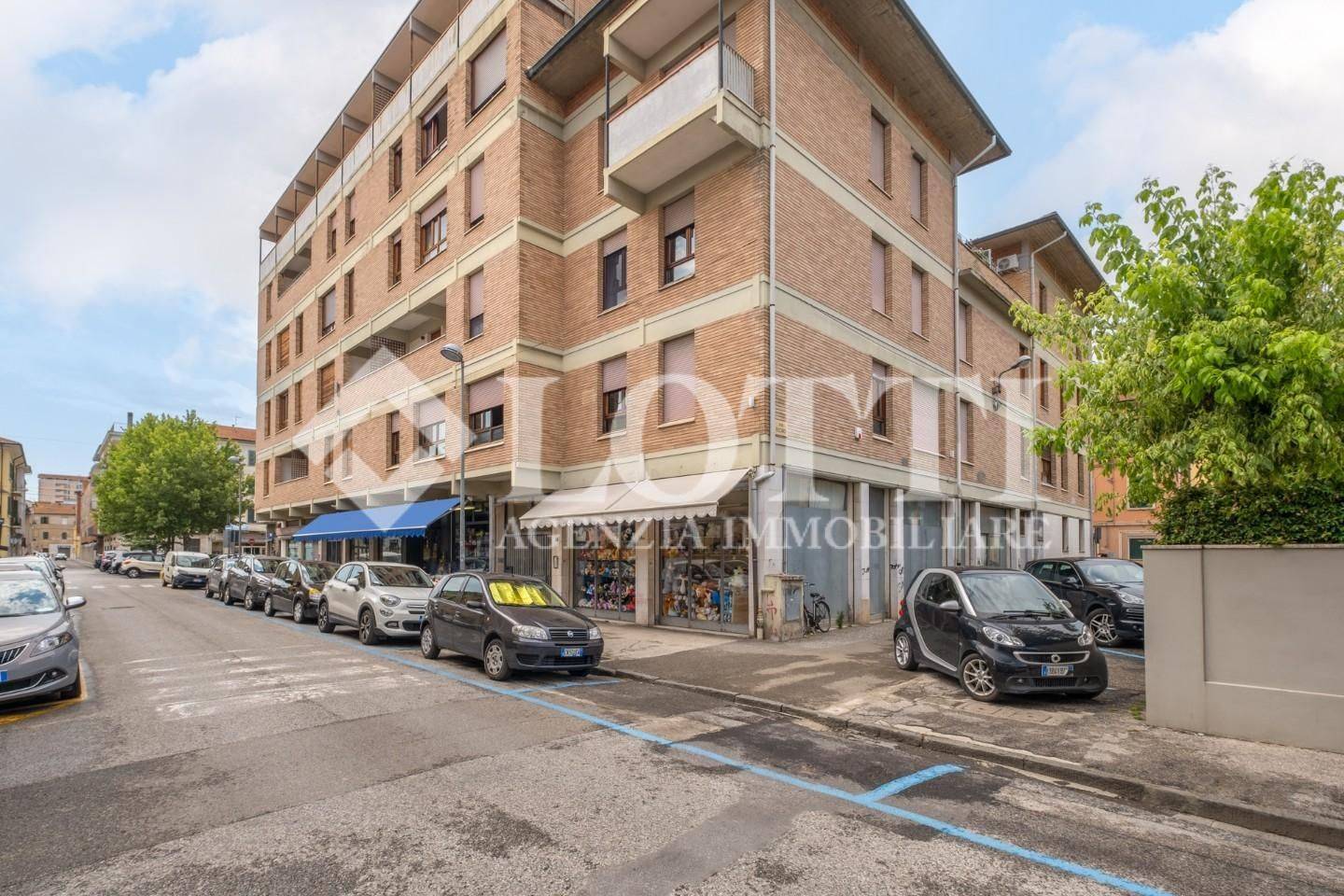 Quadrilocale via San Faustino,  51, Centro, Pontedera