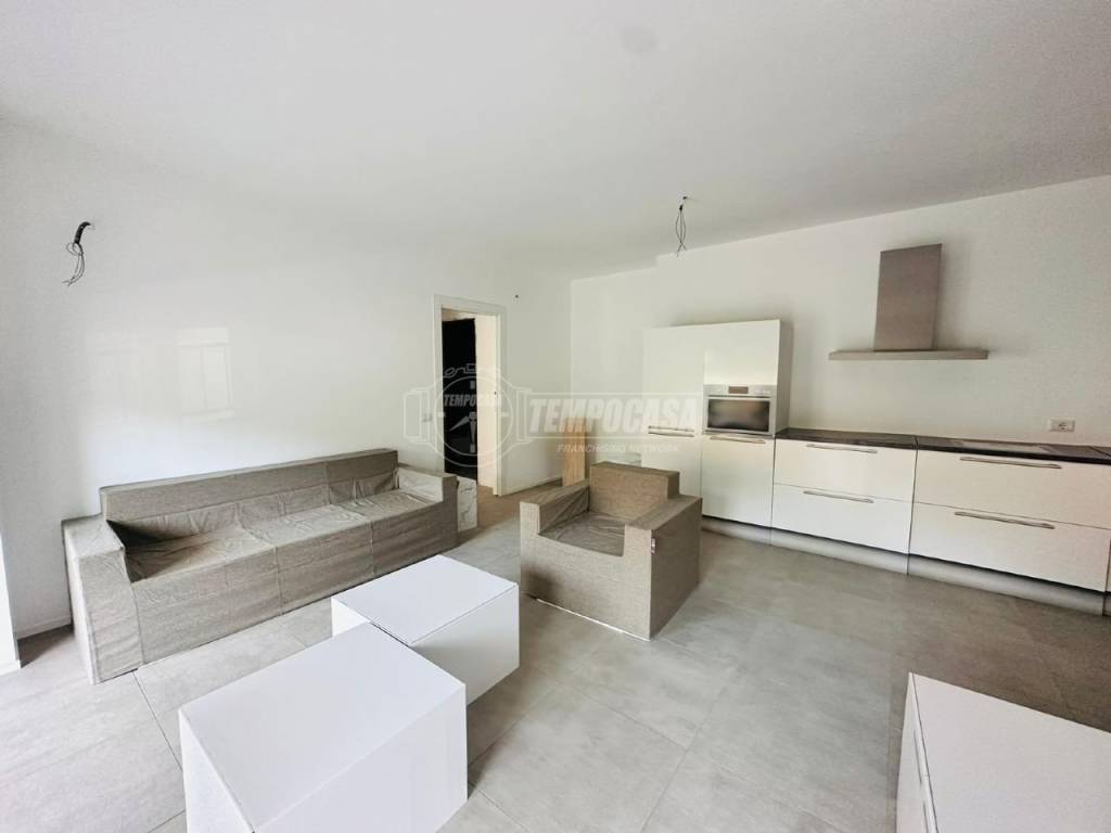 Vendita Appartamento Villa Guardia. Trilocale in via Tevere 27. Nuovo ...