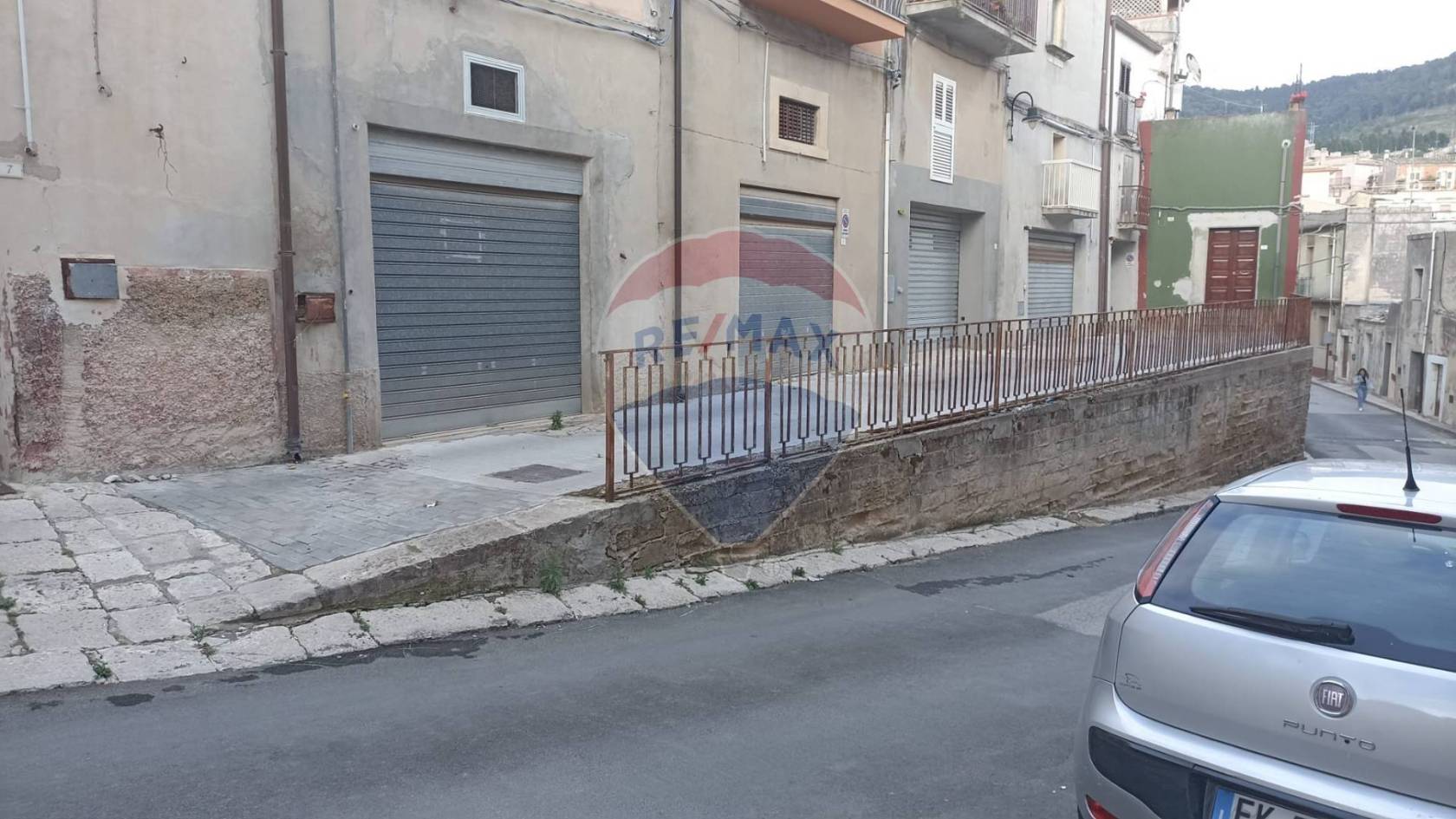 Garage - Box in Vendita