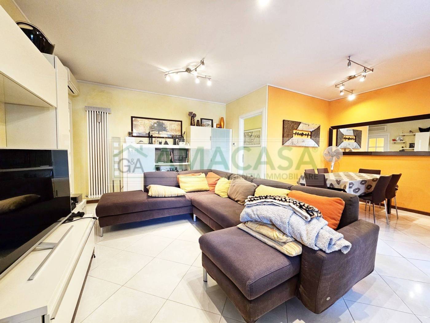 Appartamento via Vittorio Veneto 35, Centro, Formigine