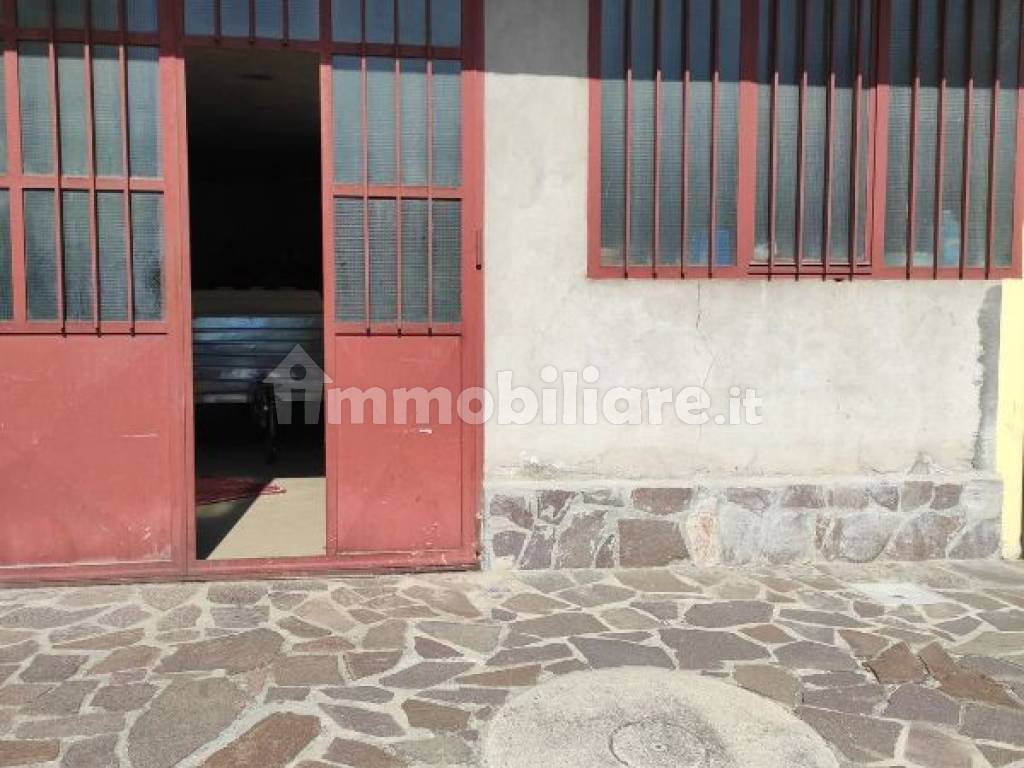 Vendita Loft in via Morandaccio Vernio. Da ristrutturare, posto auto ...