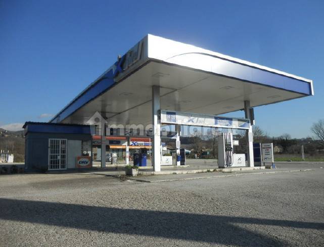 Locale commerciale Strada Statale Tiberina, Perugia, Rif. 104172299 ...
