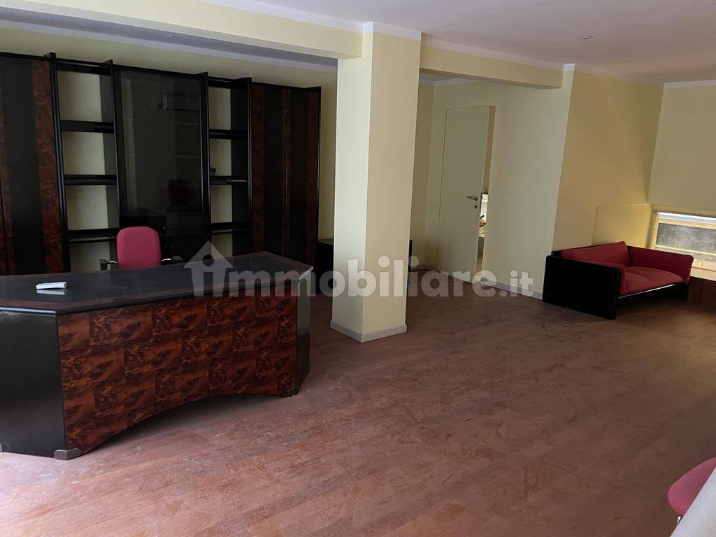 Ufficio - Studio Galleria del corso 15, Cremona, Rif. 104234909 - Immobiliare.it