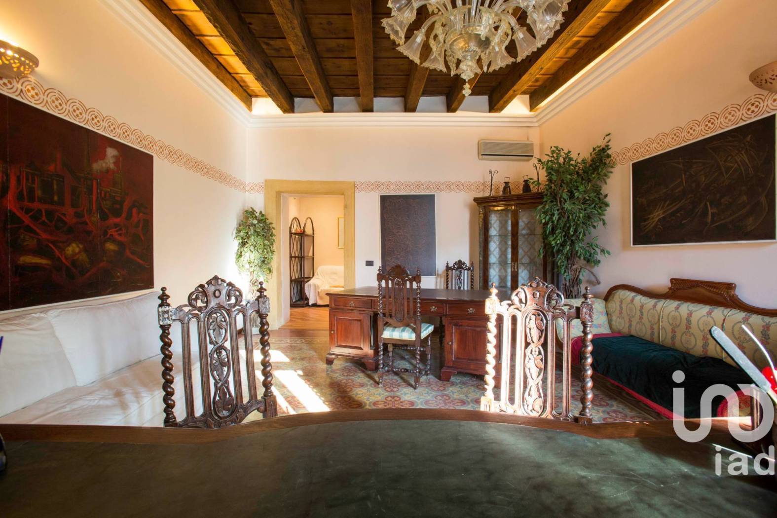 Quadrilocale via Redentore 4, Veronetta, Verona