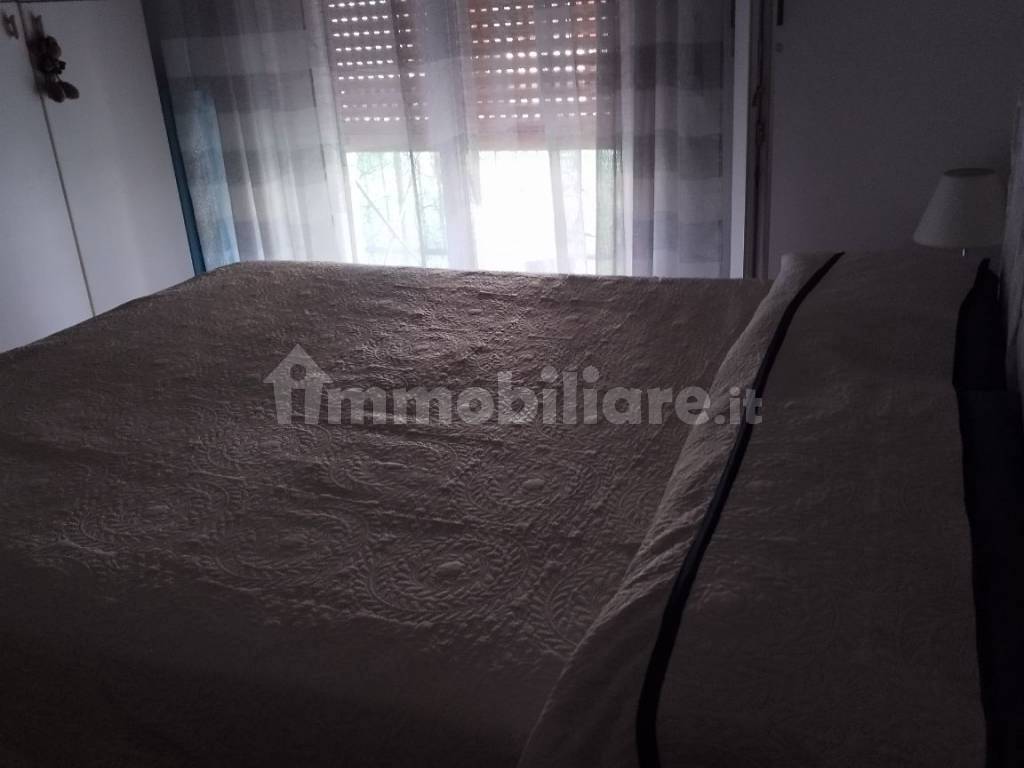 Stanza singola in affitto, affittasi camera singola via Carlo Ederle ...