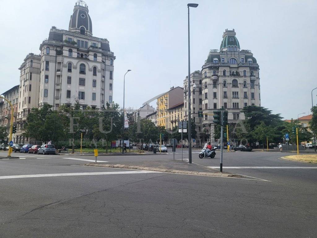 Palazzo - Edificio piazza Piemonte, Milano, Rif. 104323193 - Immobiliare.it