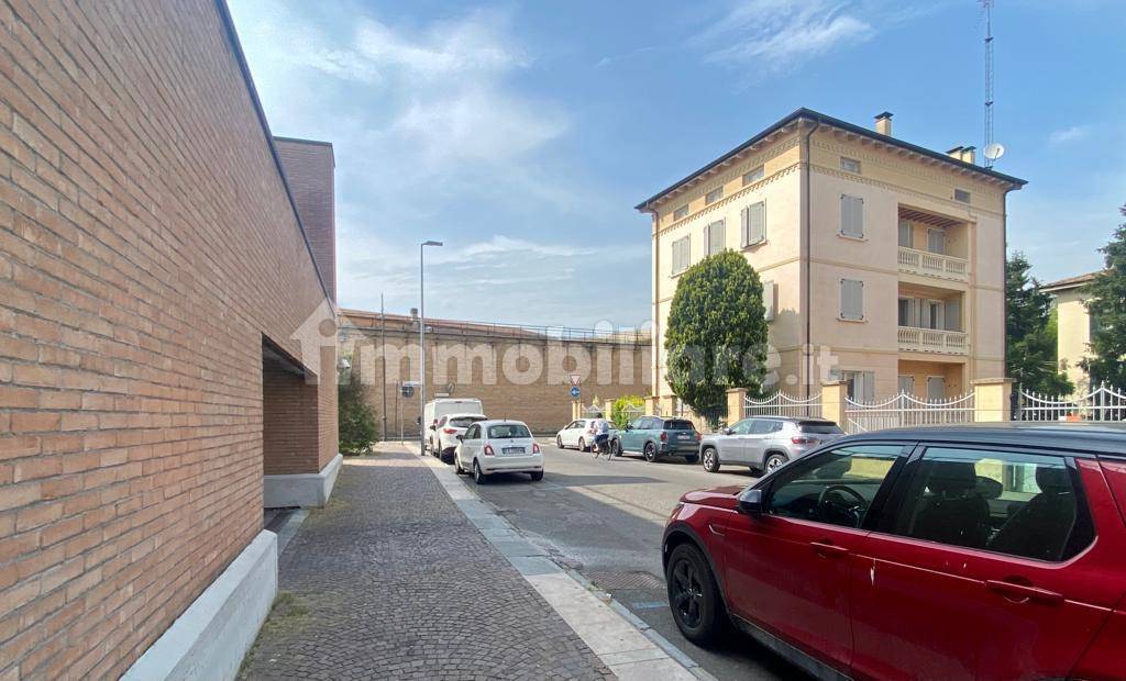 Garage - Box in Vendita