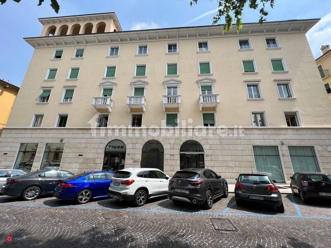 Appartamento piazza San Nicolò 3, Centro Storico, Verona
