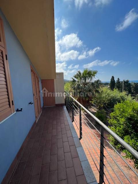 Vendita Villa unifamiliare in SS113dir Messina. Ottimo stato, posto ...