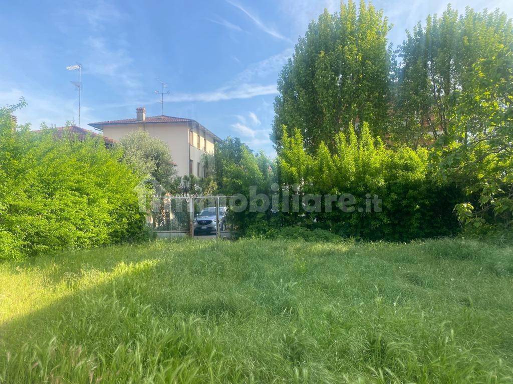 Vendita Rustico in Anzola , 92 Anzola dell'Emilia. Da ristrutturare ...