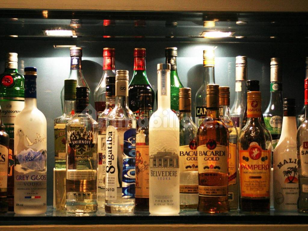 Bar, Roma, Rif. 104352123 - Immobiliare.it