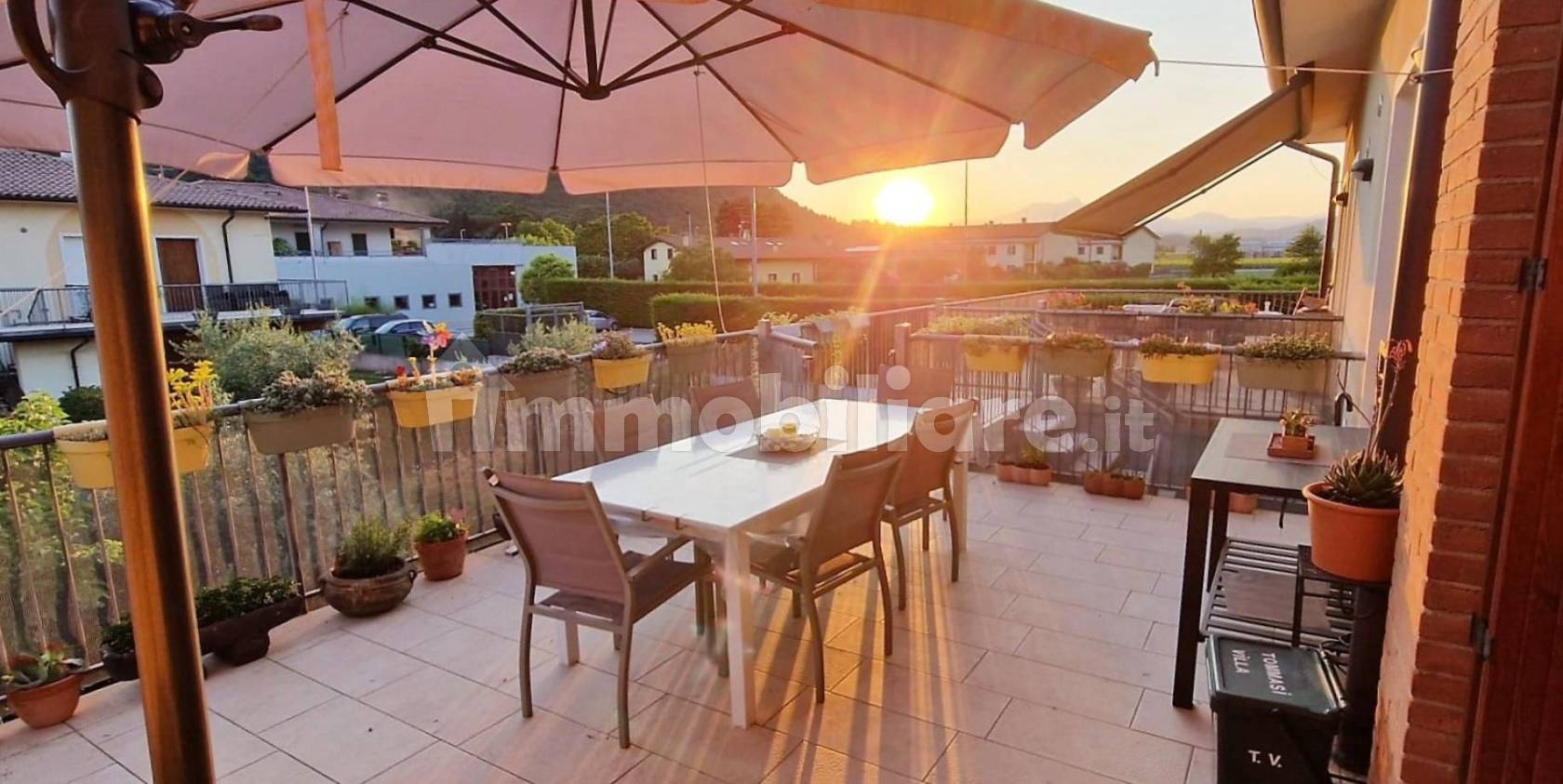 Trilocale via Suor Leopoldina Naudet 5, Affi