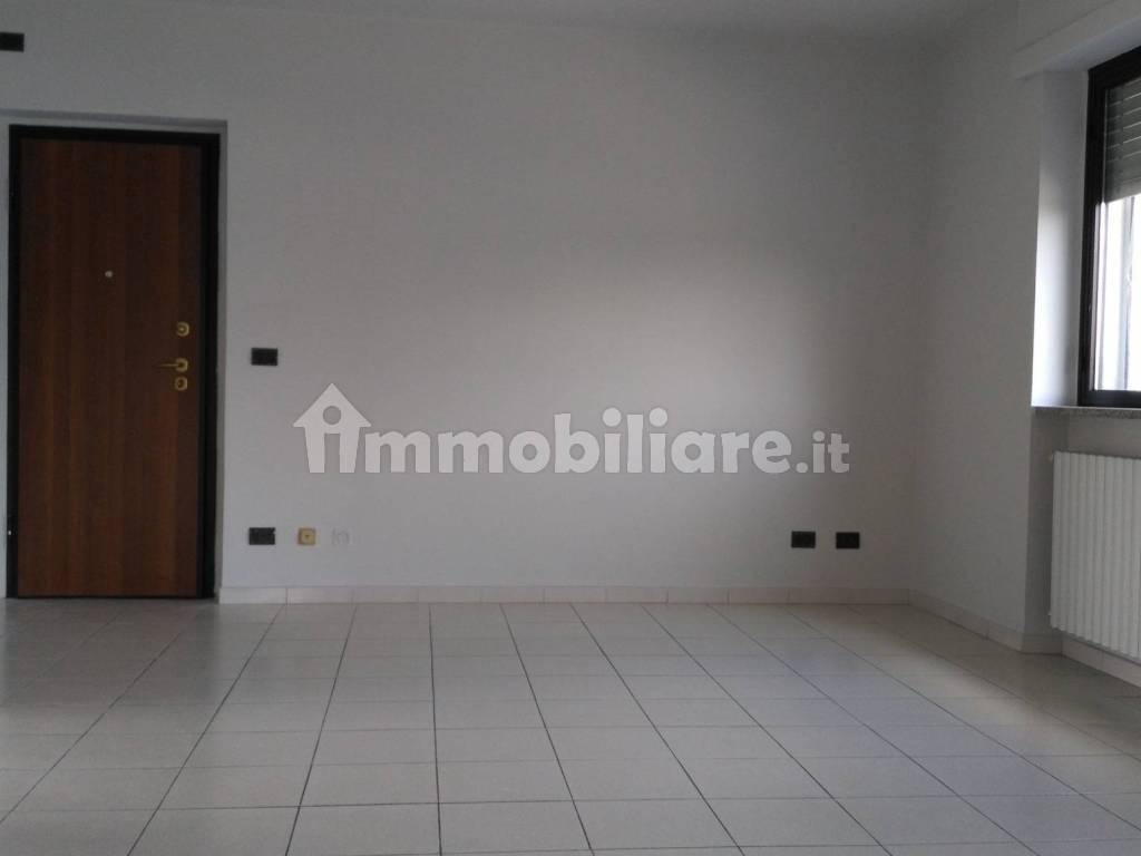 Vendita Appartamento in via Enrico Mattei. La Loggia, rif. 104377491
