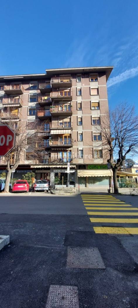 Quadrilocale via Cesare Battisti, Centro, Aosta