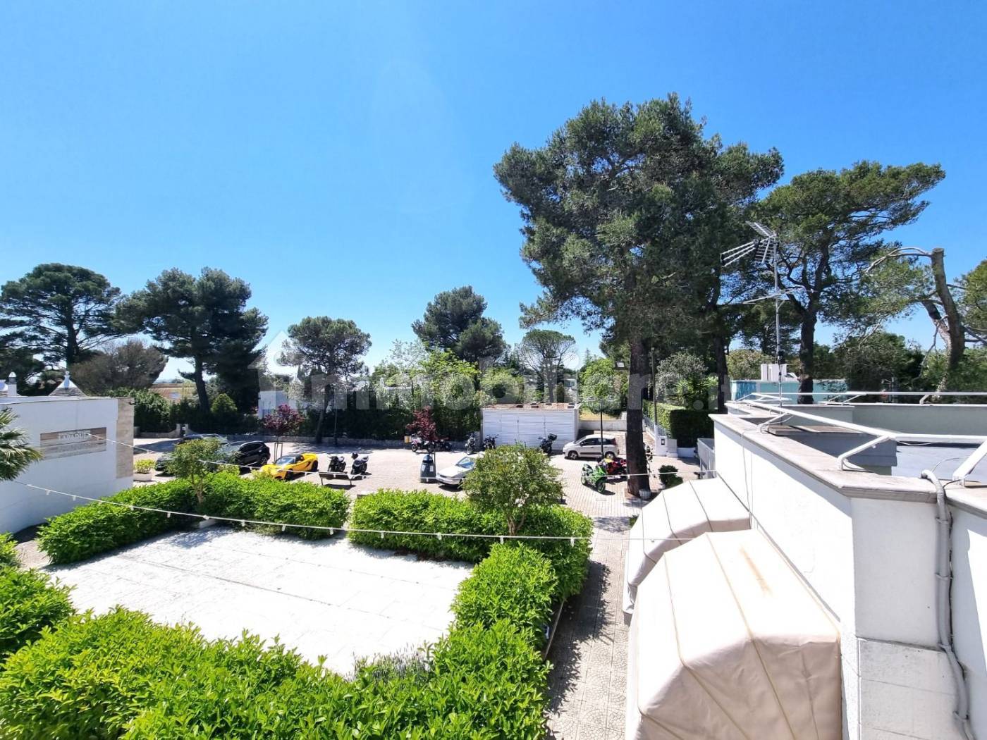 Locale commerciale in Vendita