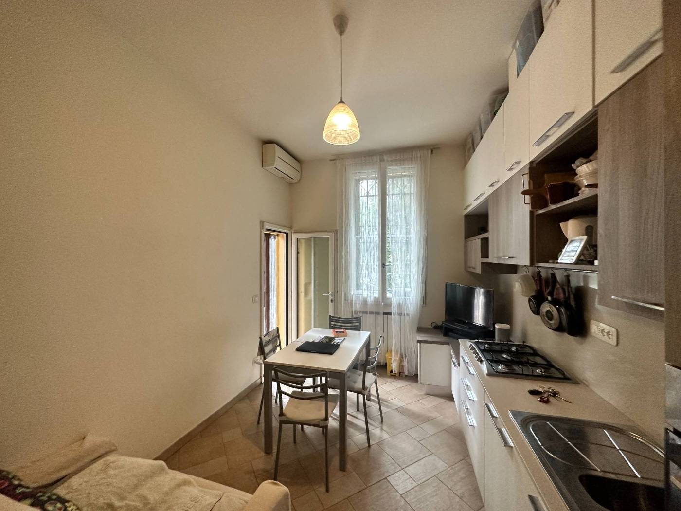 Trilocale via Giovanni Francesco Barbieri 76, Bolognina, Bologna