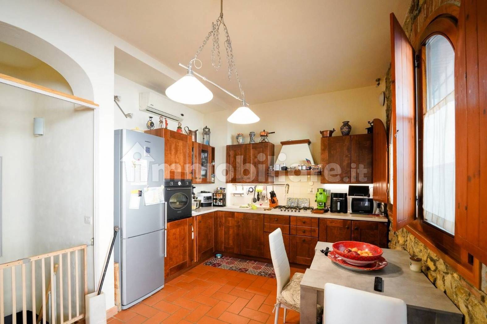 Trilocale via Dante Alighieri 70, Comeana, Carmignano