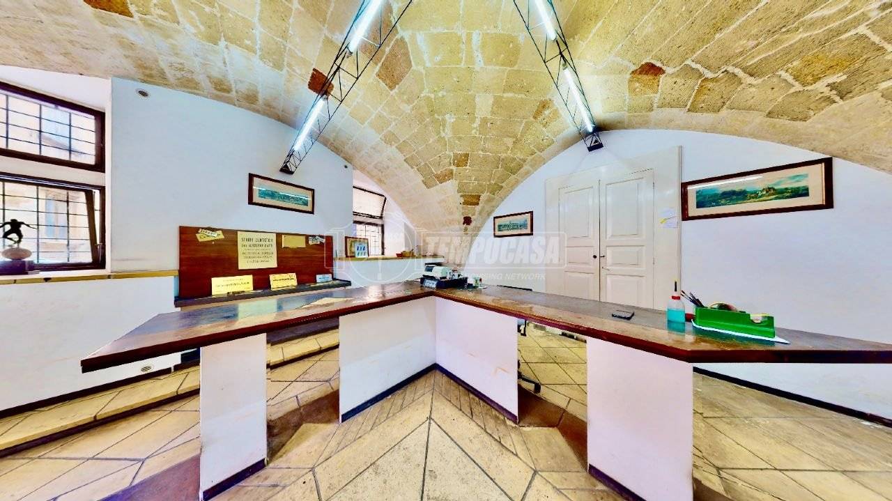 Laboratorio in Vendita