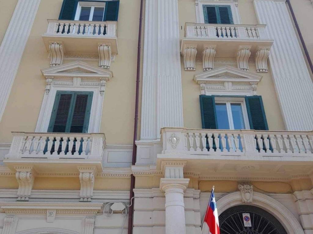 Locale commerciale piazza Garibaldi 56, Bari, Rif. 104449481 ...