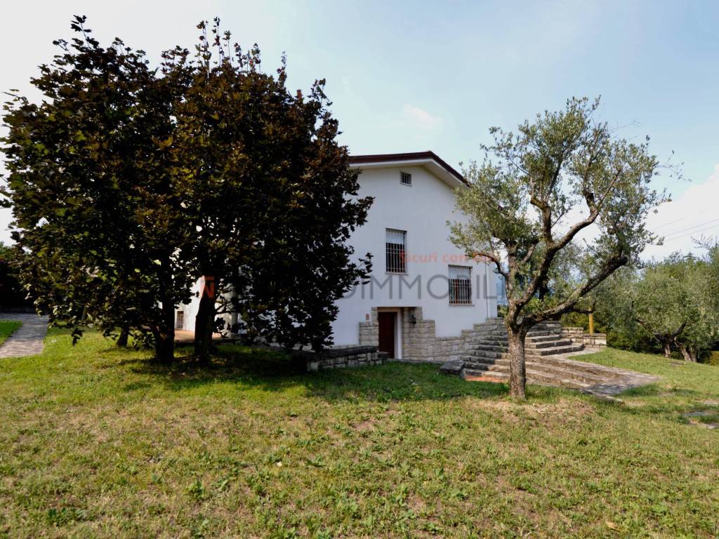 Vendita Villa unifamiliare in via San Procolo San Felice del Benaco ...