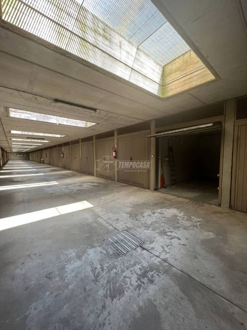 Garage - Box in Vendita