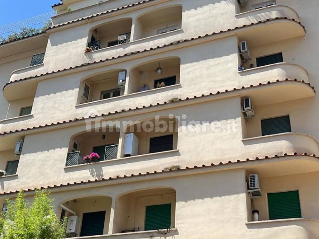 Affitto Appartamento Roma. Bilocale in via Archimede. Buono stato ...