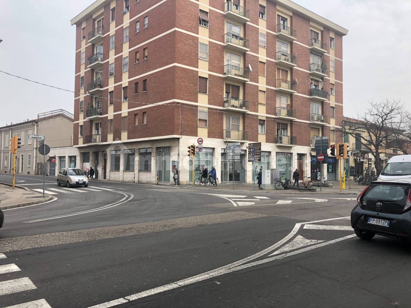 Trilocale via Maggiore 15, Centro Storico, Ravenna