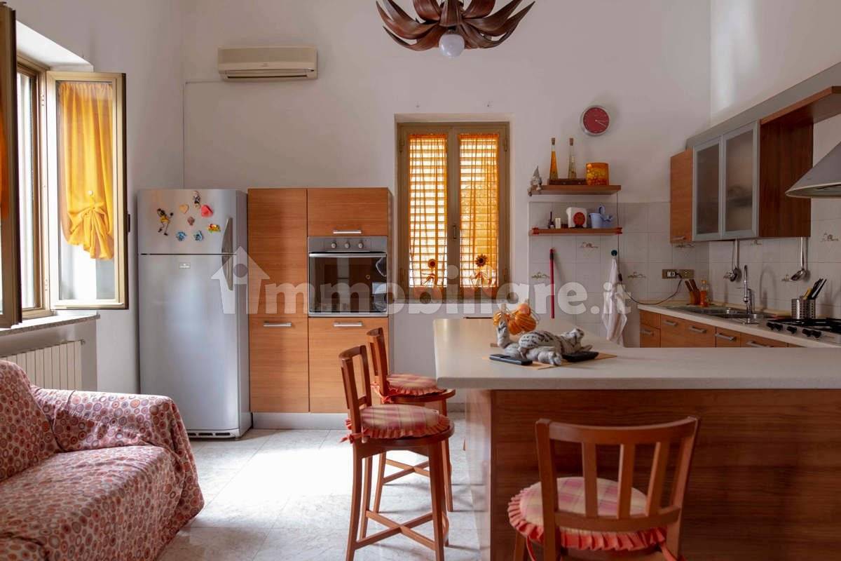 Trilocale piazza venezia, 1, Catanzaro Lido, Catanzaro