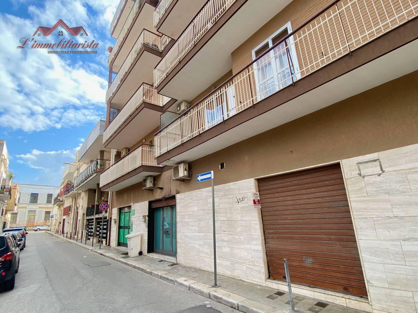 Locale commerciale in Vendita