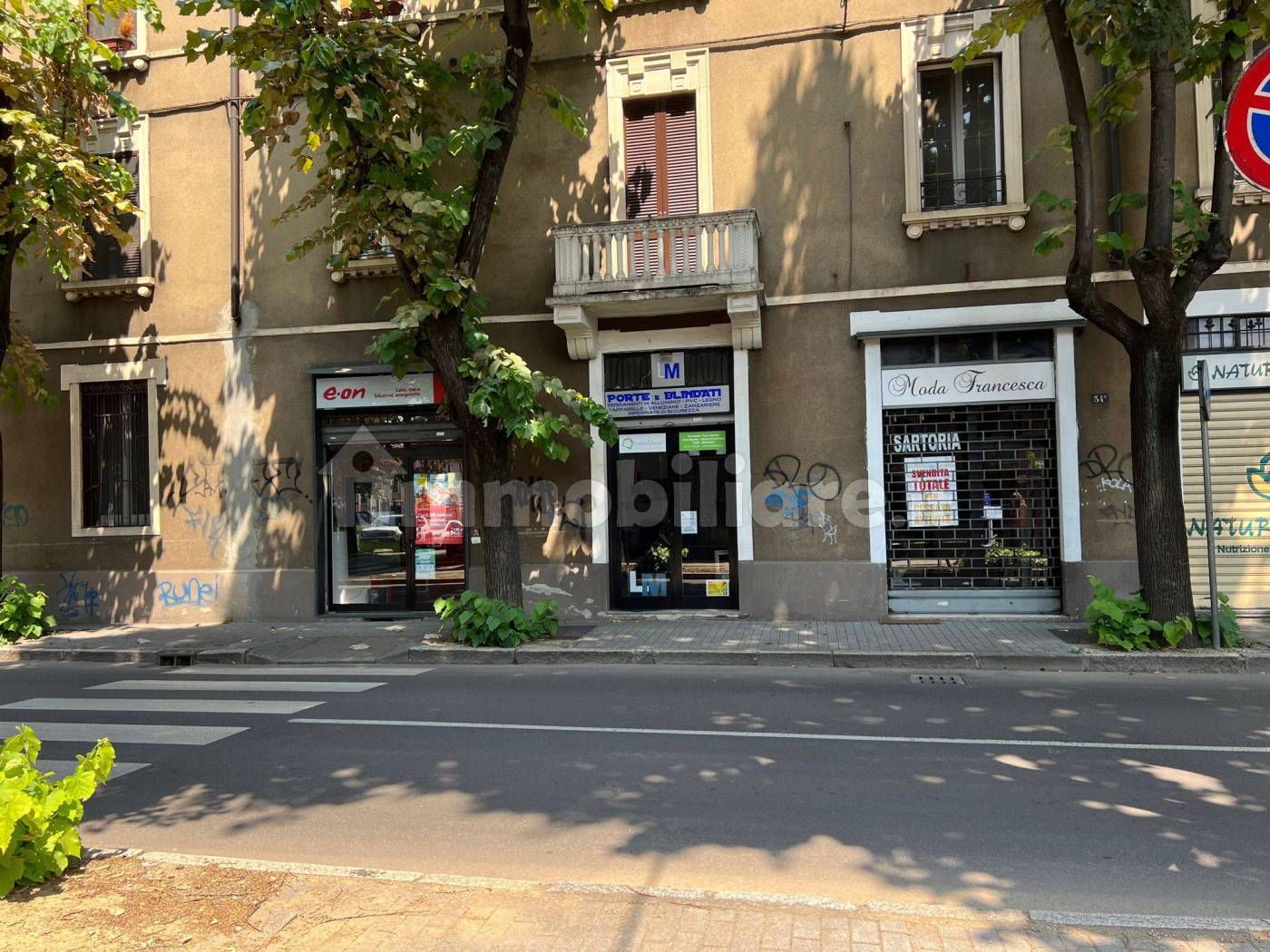 Locale commerciale in Vendita