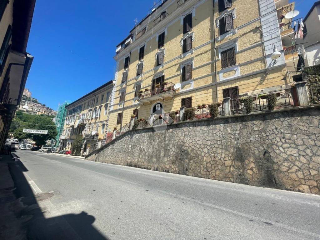 Vendita Appartamento Subiaco. Monolocale in via papa braschi 11. Buono ...