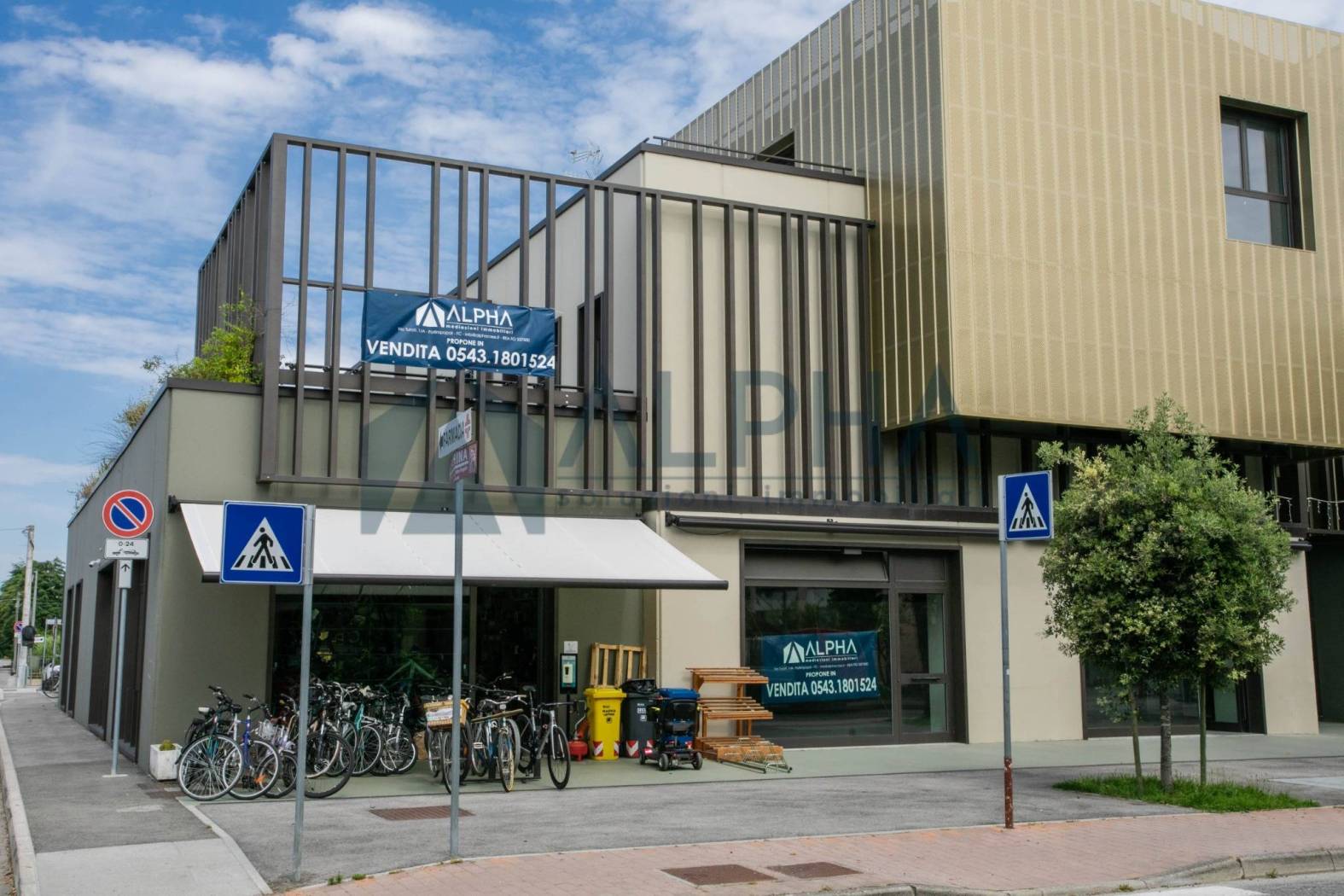 Attività commerciale in Vendita