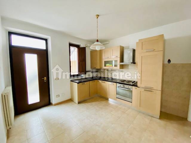 Bilocale ottimo stato, piano terra, San Pietro, Pavia