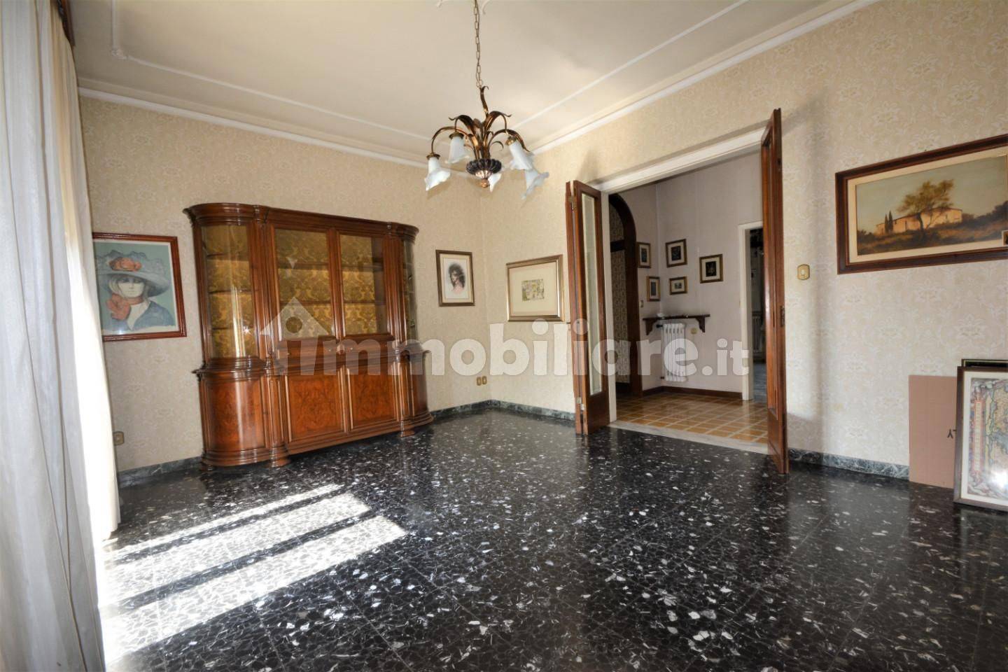 Appartamento via Sandei, Arancio, Lucca