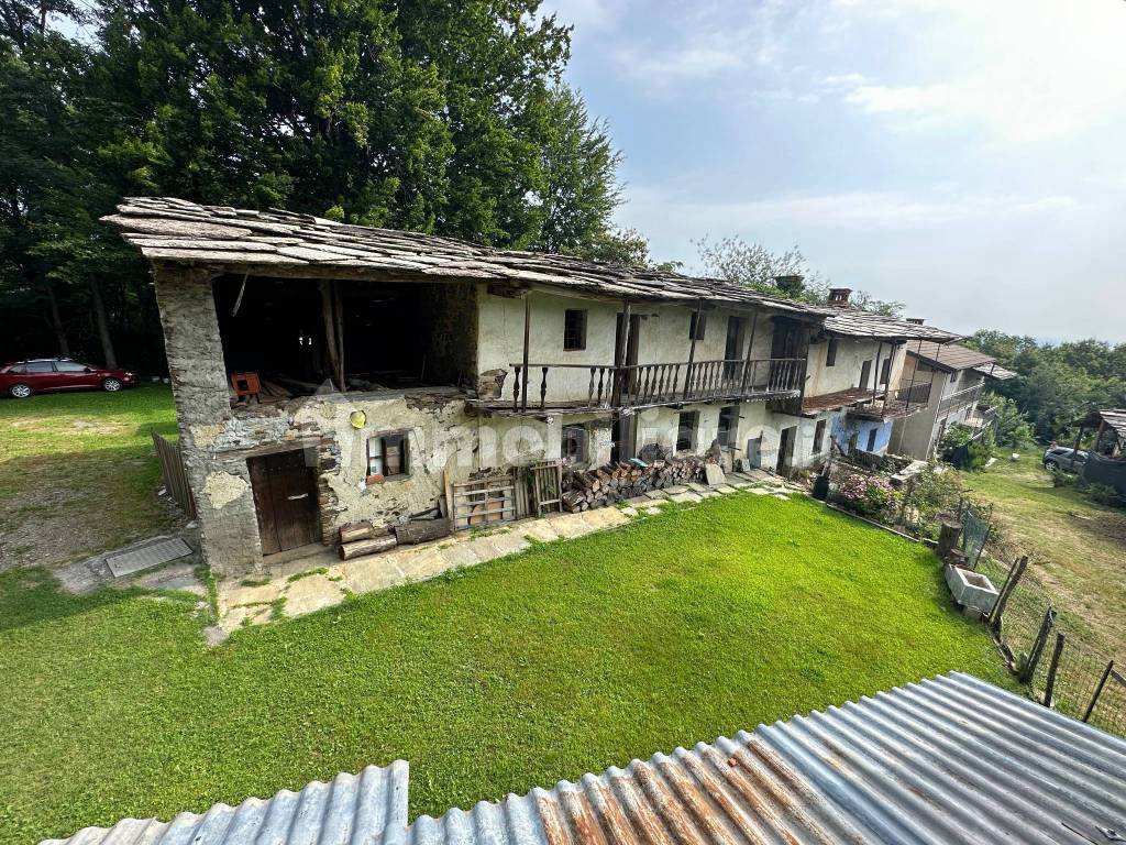 Vendita Rustico in via San Defendente 24 Bagnolo Piemonte. Da ...