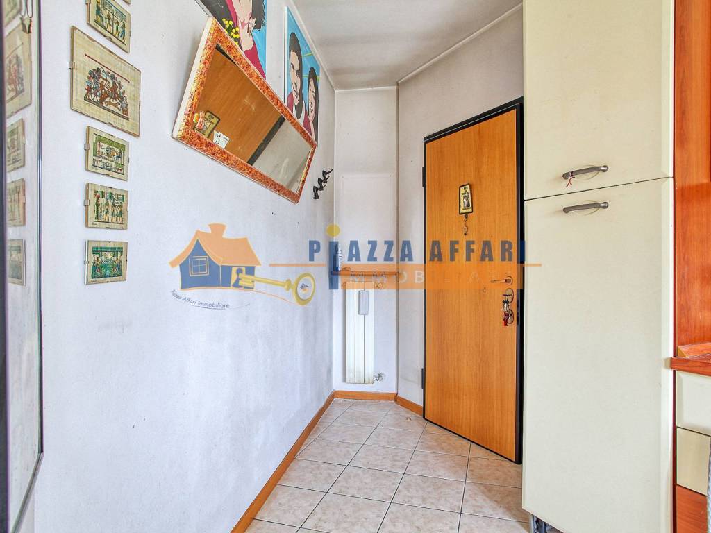 Vendita Appartamento Jerago con Orago. Trilocale in via Milano 24a ...