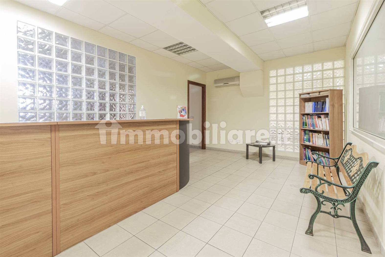Laboratorio in Vendita