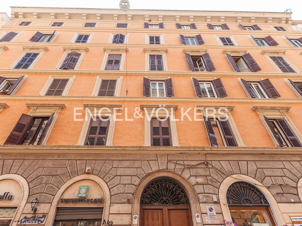 Quadrilocale via Natale del Grande, Trastevere, Roma
