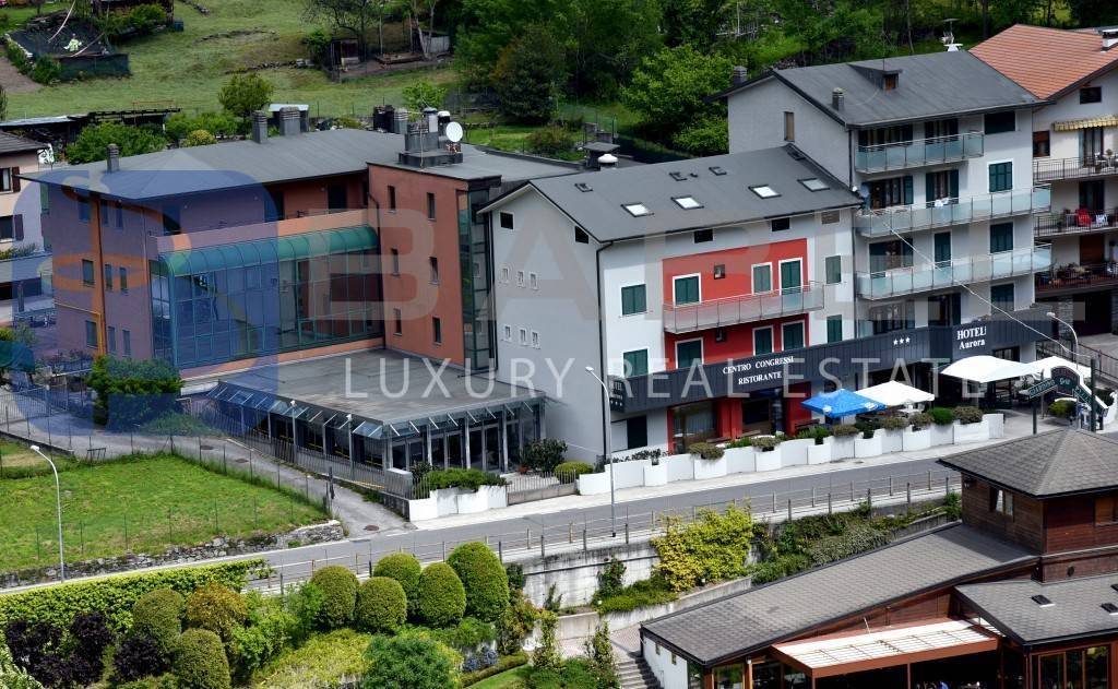 Negozio - Locale commerciale in Vendita
