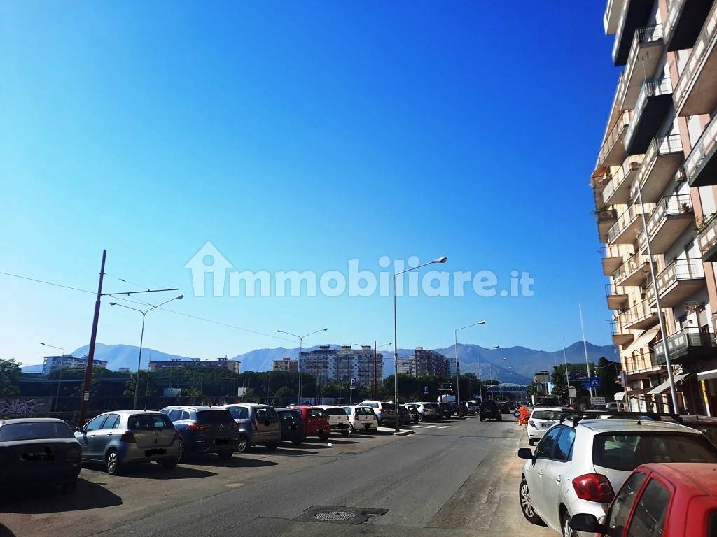 Vendita Appartamento Palermo. Quadrilocale in via Altarello 19. Buono ...
