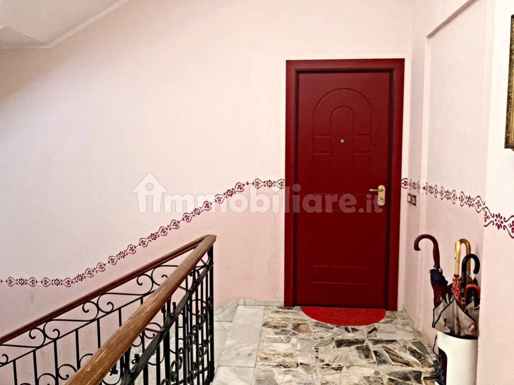 Vendita Appartamento Galliate. Quadrilocale in piazza Vittorio Veneto 9 ...