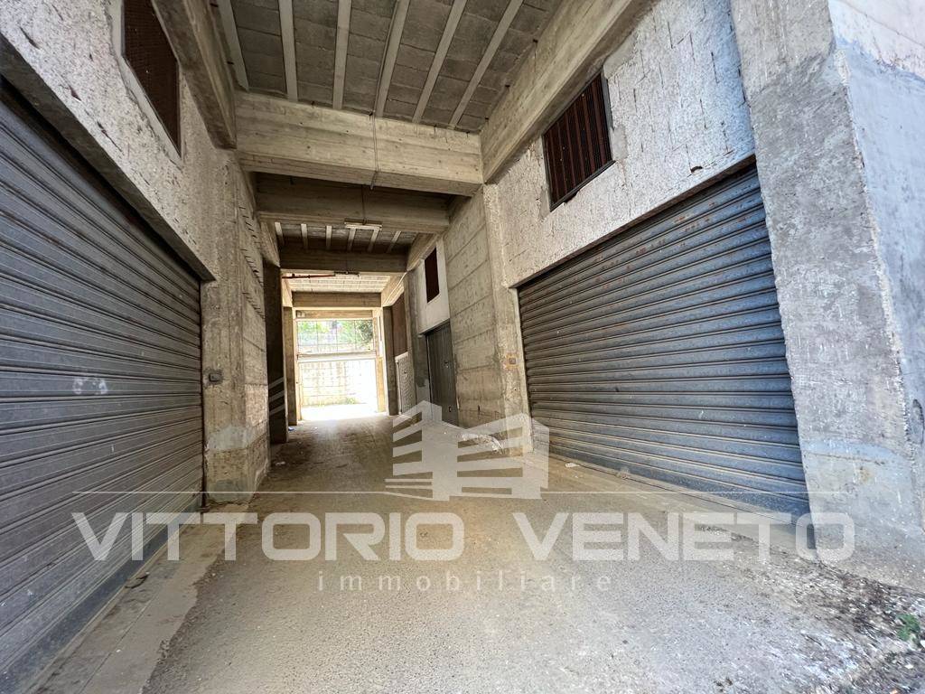 Garage - Box in Vendita