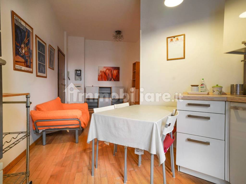 Vendita Appartamento Roma. Bilocale in via Rocca Priora 56. Buono stato ...